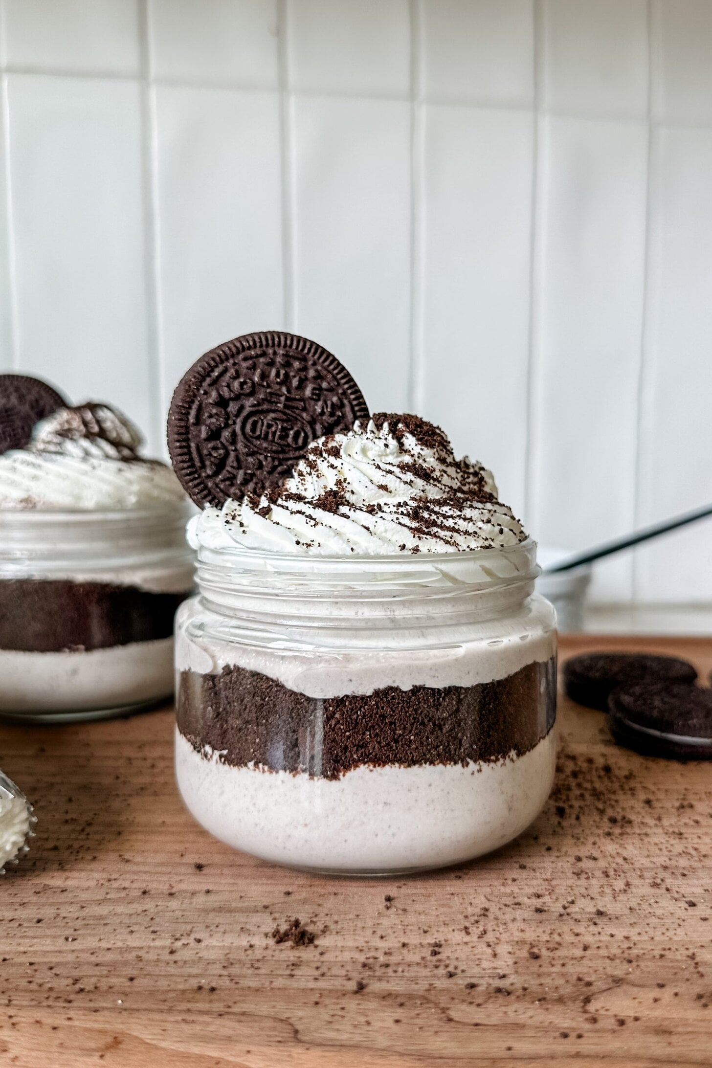 oreo cheesecake jars (made with cottage cheese) - Lovely Delites